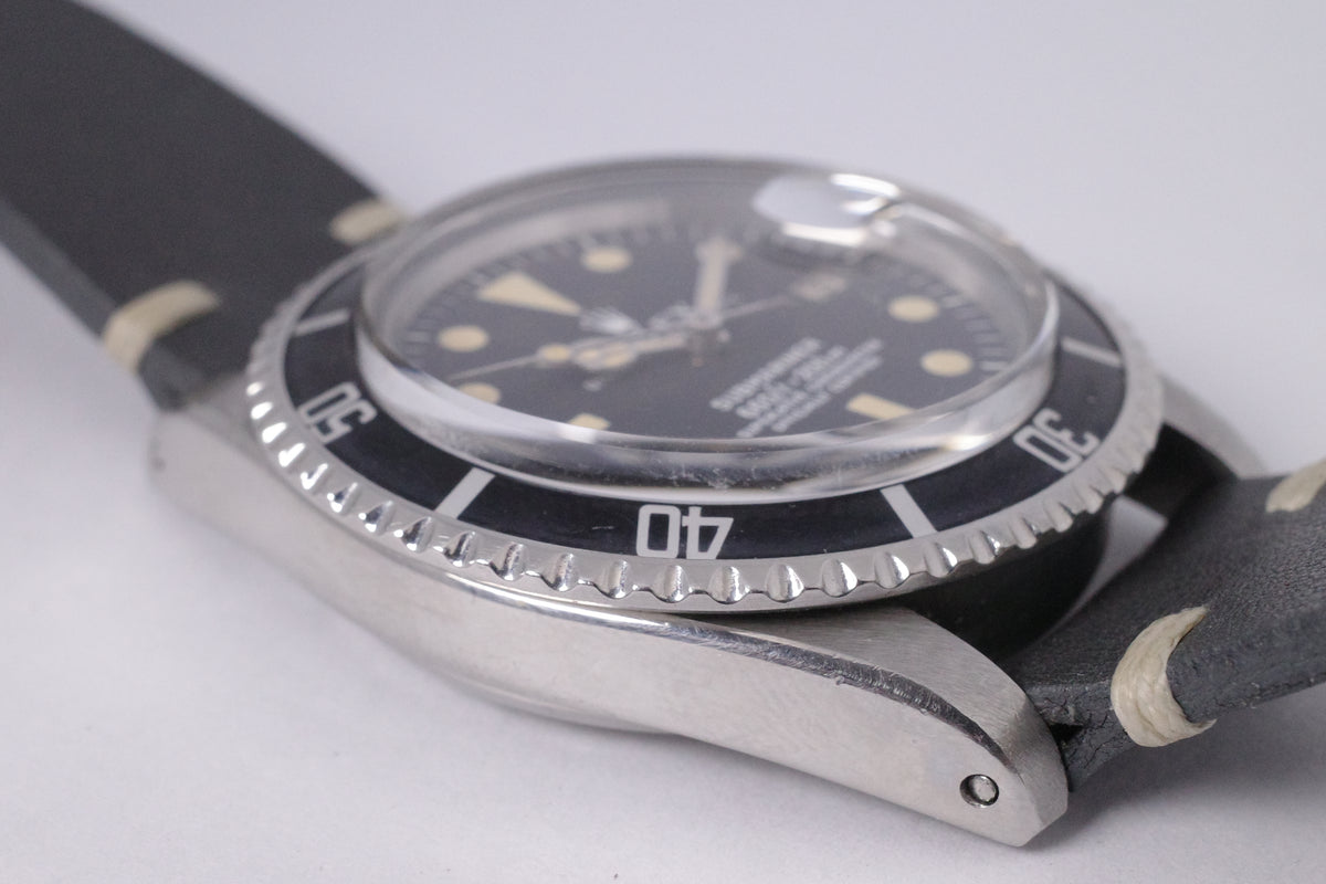 ROLEX VINTAGE DATE SUBMARINER 1680 WITH LIGHT BEIGE TONE PATINA ON STR ...